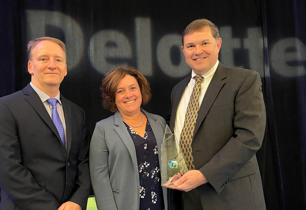 Foth Receives Deloitte Distinguished Performer Award for Innovation - FOTH